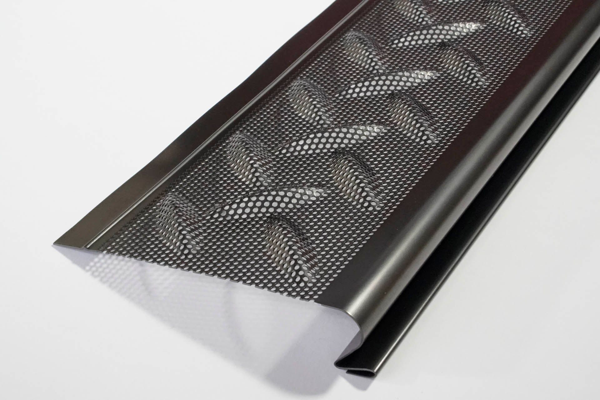 Best Gutter Leaf Protection & Covers Guide - KEMF- TEKMESH – KEMF Inc.